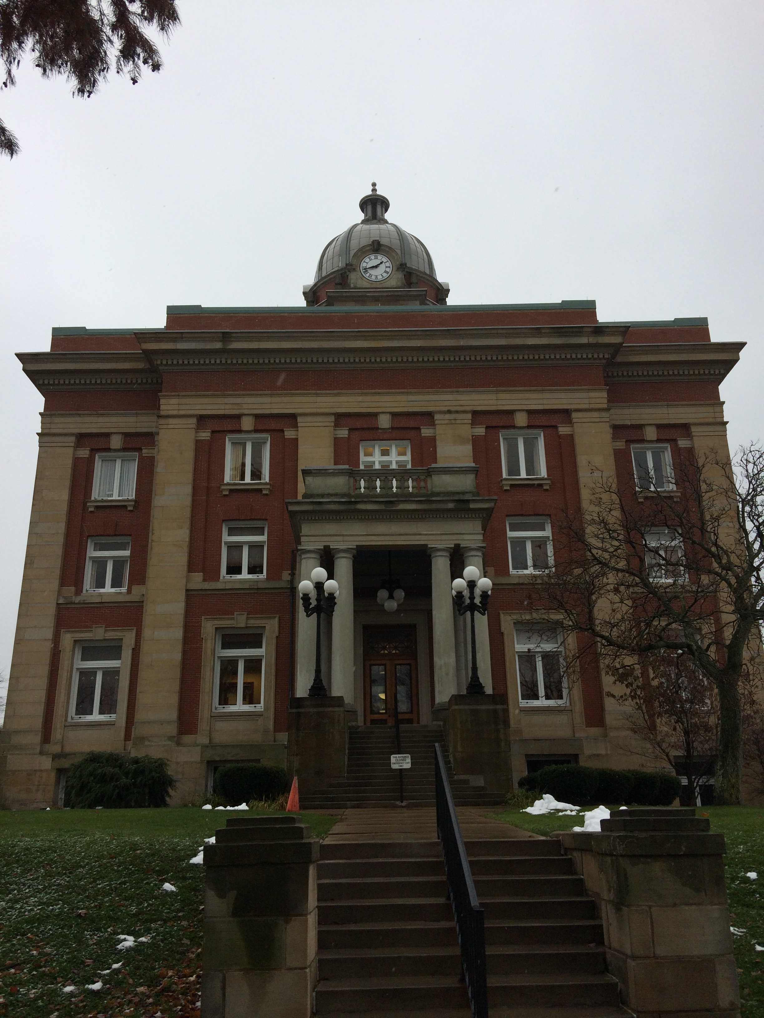 Speaking at the Mercer County Courthouse | Open Records in Pennsylvania